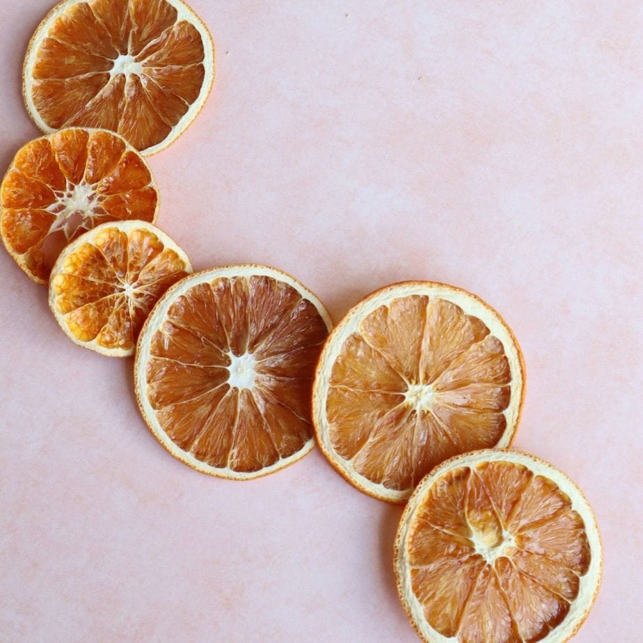 How to Dry Citrus Slices for Decorations - Salt in my Coffee